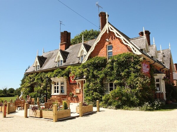 The Red Lion - Lincolnshire