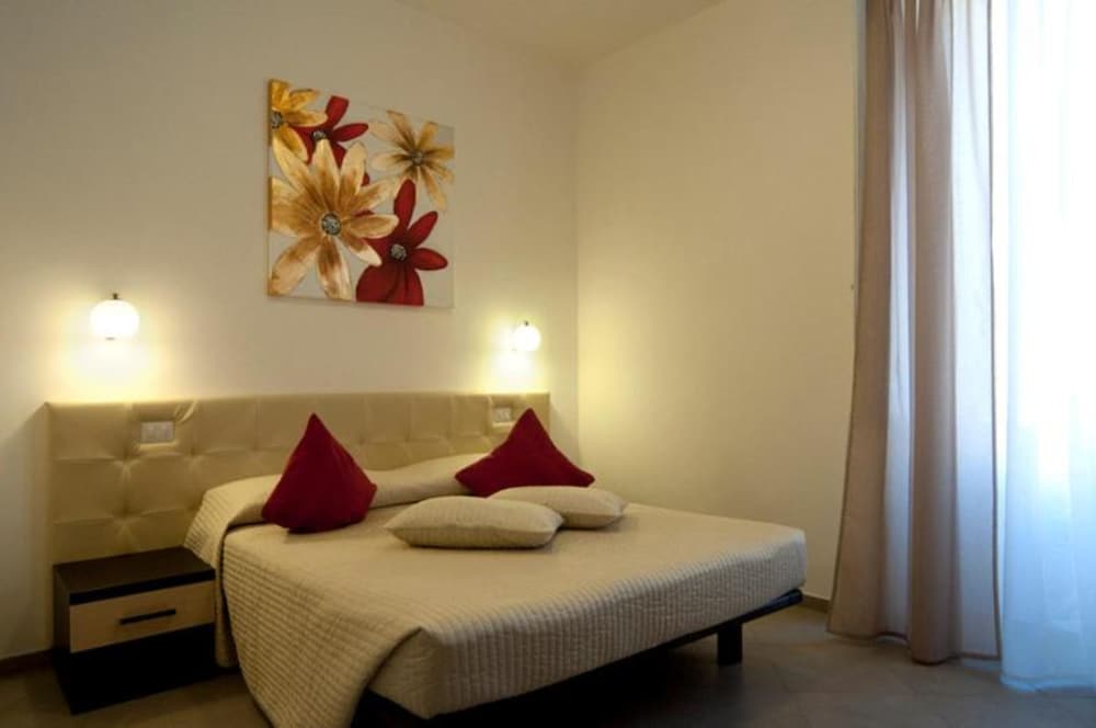 Ara Pacis Inn - Rome