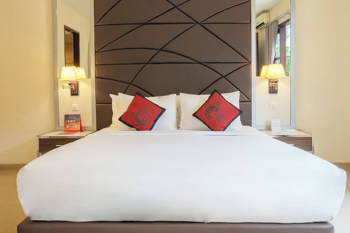Vila, 6 quartos, piscina particular | Cofres nos quartos, escrivaninha, quartos à prova de som