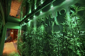 Sala(s) para tratamentos a casais, sauna, banho turco, hammam 