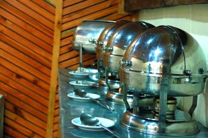 Pequeno-almoço tipo buffet diário incluído