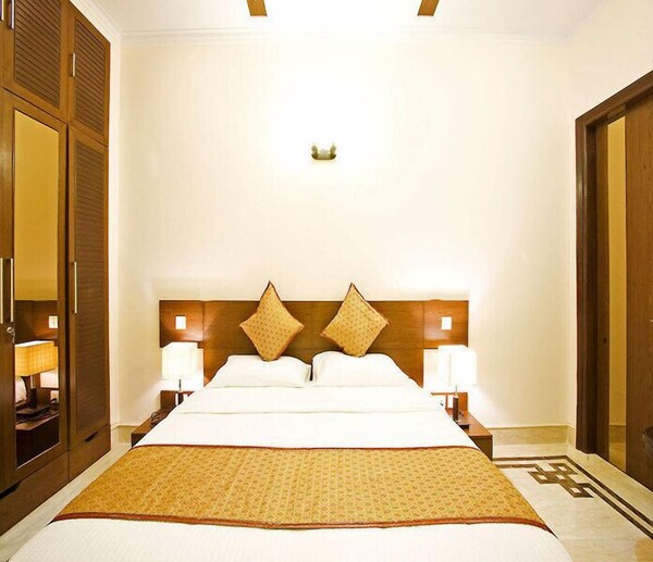 에버그린 스위츠 디펜스 콜로니 - 뉴델리