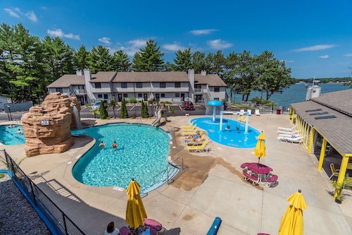 The Best Cheap Hotels in Wisconsin Dells, WI from $30 - Wisconsin Dells ...