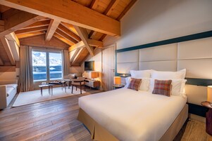 Cobertura, vista para a montanha | Roupas de cama premium, frigobar, escrivaninha, cortinas blackout