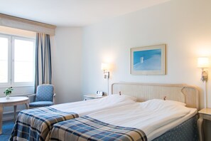 Quarto Duplo ou Twin Superior | Roupa de alta qualidade, minibar, cofre no quarto