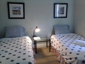 Quarto Standard, 1 cama de casal | Com decoração personalizada, com mobília individualizada, secretária 