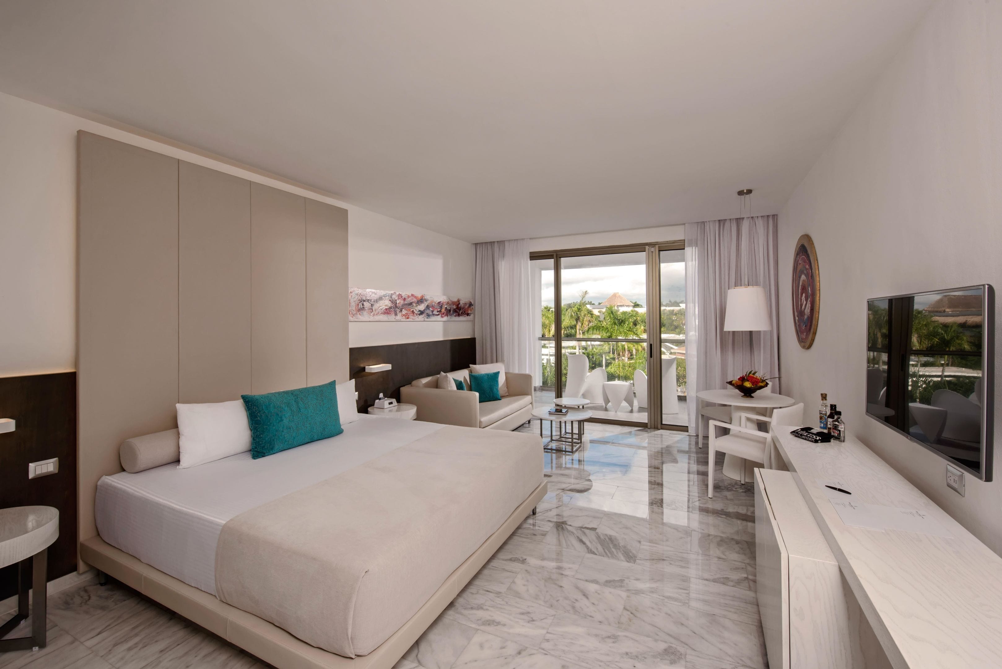 Suite Júnior (deluxe) | Minibar grátis, cofre no quarto, secretária, cortinas/cortinados opacos 