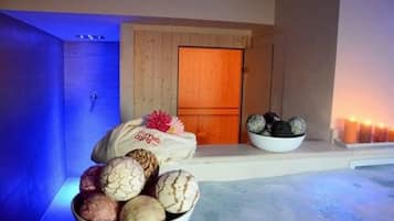 Banheira de hidromassagem interior