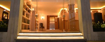 Entrada (vista interior)