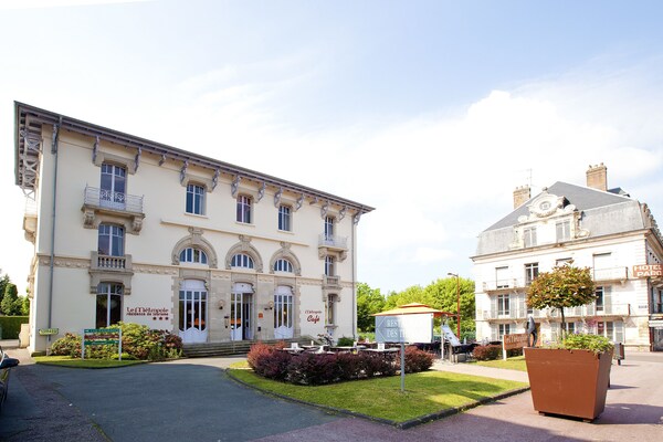 Garden City Luxeuil (Ex Le Métropole Et Les Thermes) - Luxeuil-les-Bains