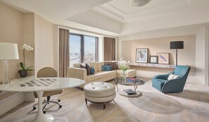 Suíte club, 1 cama King (Boulevard) | Roupas de cama premium, edredons de pluma, frigobar, cofres nos quartos