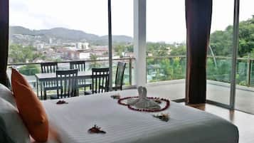 Vila, 3 quartos, acesso à piscina | 1 quarto, frigobar, cofres nos quartos, escrivaninha