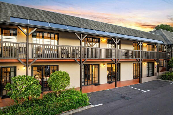 Knights Inn - Auckland