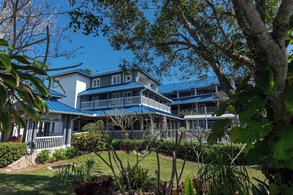 Pirate's Cove Resort & Marina - Stuart, FL