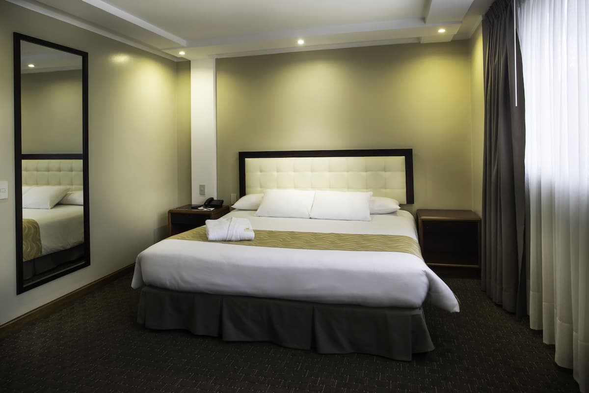 Single Room Standard | Roupa de alta qualidade, cofre no quarto, ferro/tábua de engomar 