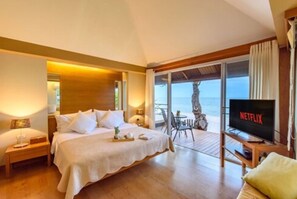 Veranda on Sea | Cofre no quarto, secretária, berços/camas para crianças grátis 