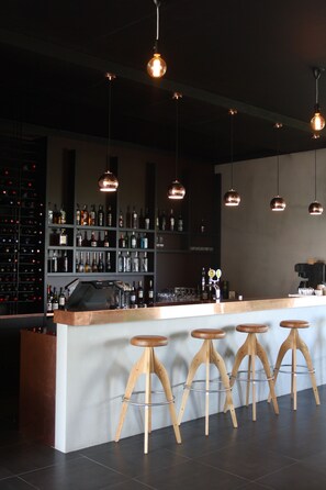 Bar (no alojamento)