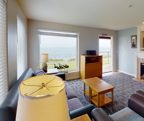 Whale Pointe at Depoe Bay Reviews, Deals & Photos 2024 - Expedia