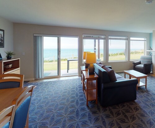 Whale Pointe at Depoe Bay Reviews, Deals & Photos 2024 - Expedia