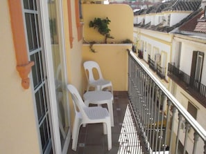 Quarto triplo família (2 Adults + 1child) | Sacada