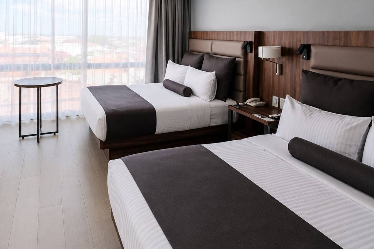 Quarto Executivo, 2 camas de casal, Vista para a cidade | Vista do quarto