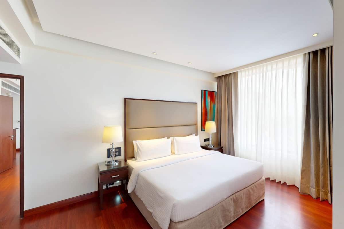 Suite Nobre (Presidential) | Minibar, cofre no quarto, secretária 
