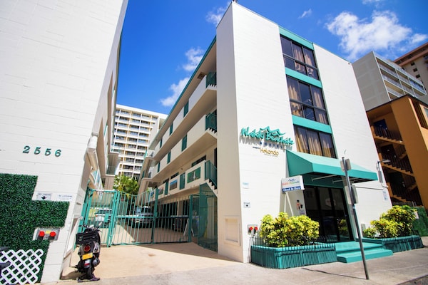 Waikiki Beachside Hostel - Hawaii