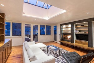 Penthouse, 3 quartos | Sala de estar | Televisor LCD 