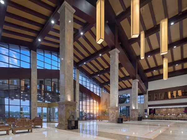 Blossom Water Museum Hotel - Hangzhou