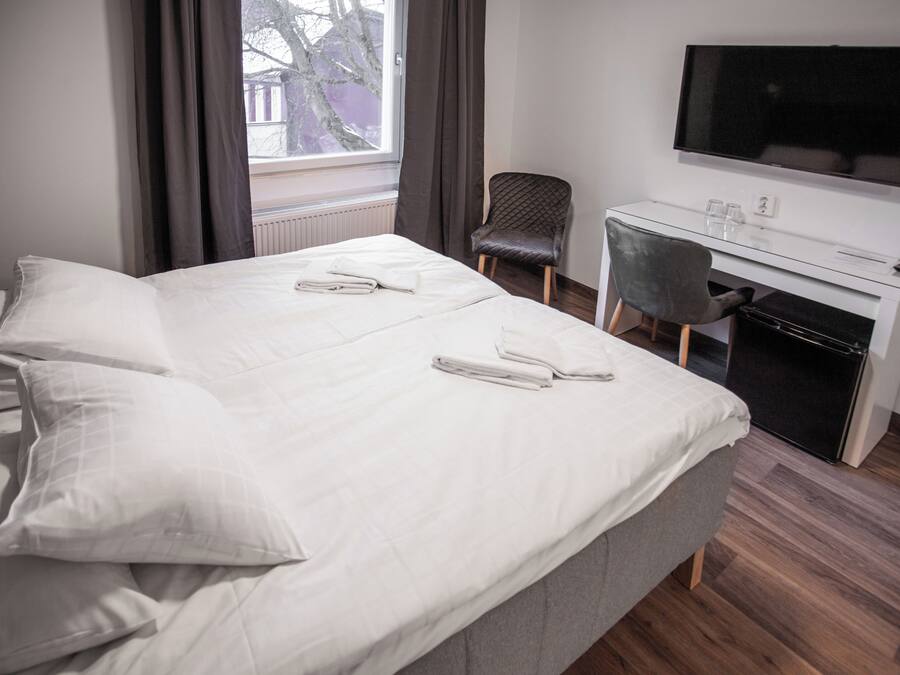 Quarto Twin | Wi-fi grátis, roupa de cama fornecida