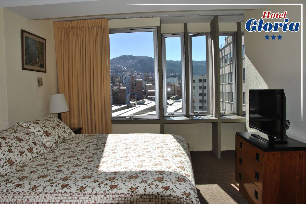 Quarto solteiro | Cofres nos quartos, escrivaninha, quartos à prova de som, berços grátis
