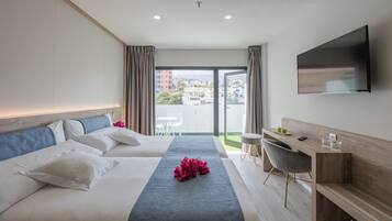 Frigobar, cofres nos quartos, Wi-Fi de cortesia, roupa de cama