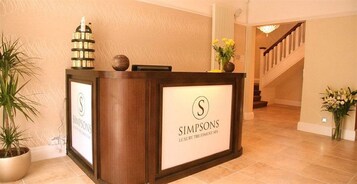 Sauna, banheira de hidromassagem, tratamentos corporais, aromaterapia