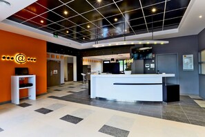 Roupa de alta qualidade, secretária, cortinas/cortinados opacos 