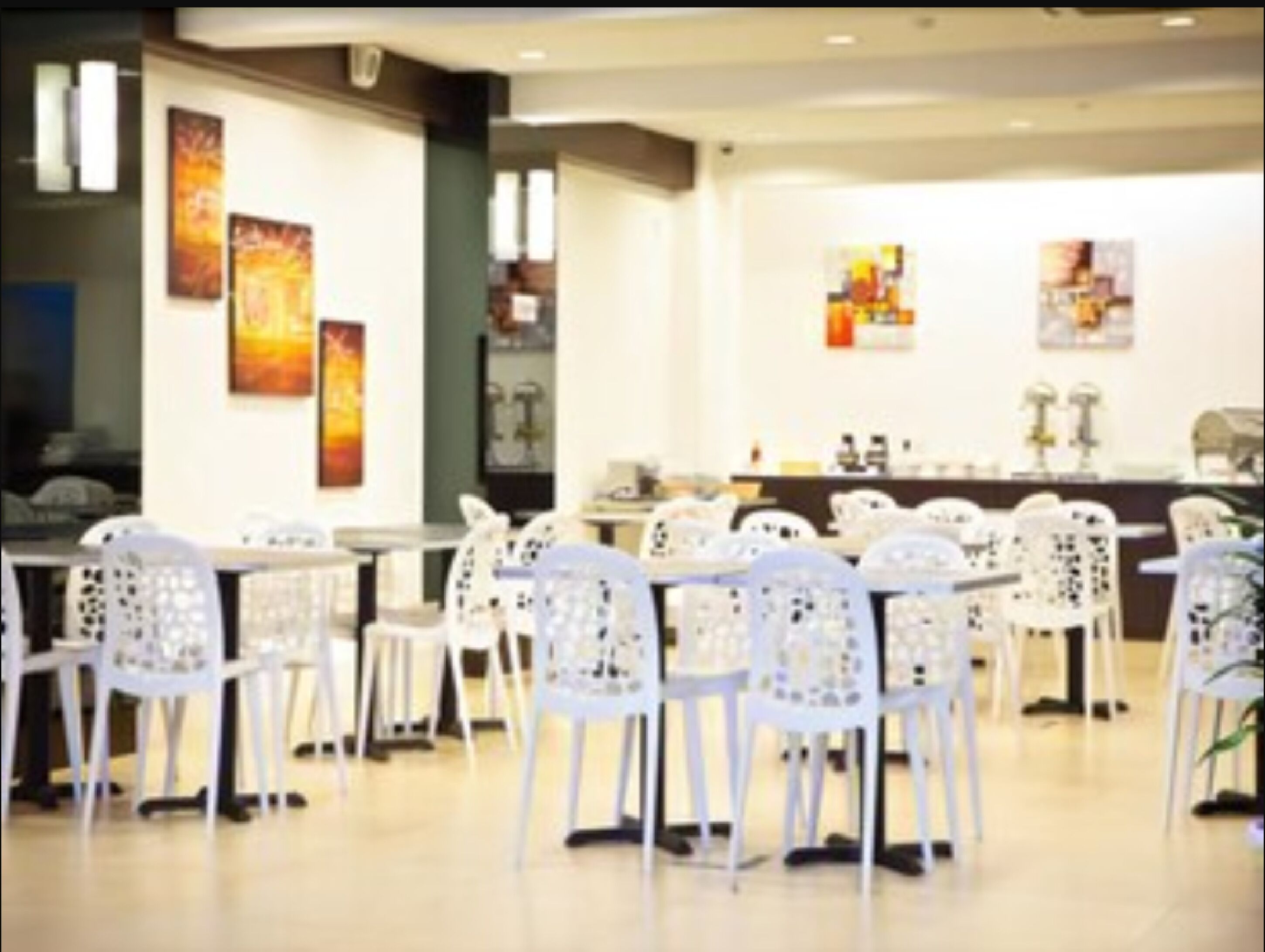 Café da manhã com buffet todos os dias (MYR 20 por pessoa) 