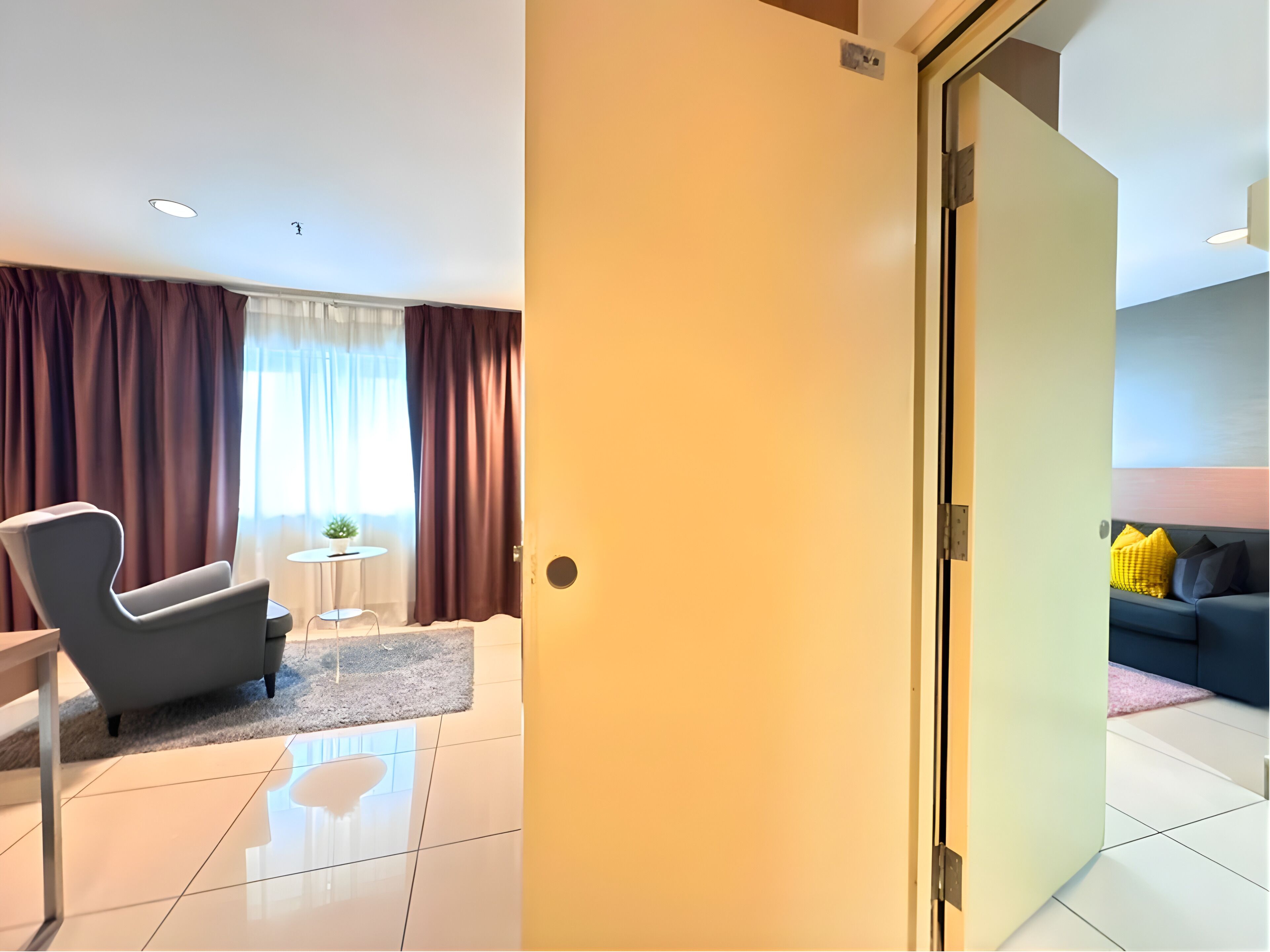 Estúdio, 1 cama king-size | Minibar, cofre no quarto, secretária, quartos insonorizados 