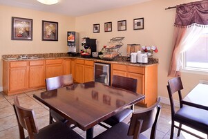 Pequeno-almoço continental diário incluído 