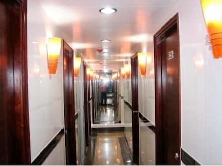 Entrada. Super 7 Hostel