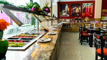 Pequenos-almoços servidos, cozinha internacional