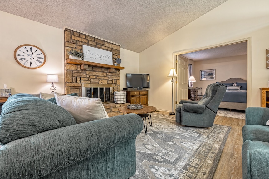 Golf Lover's Getaway! Cozy 2br/2ba Townhome, Walk To Desoto Golf Club! - Desoto Beach, Hot Springs Village