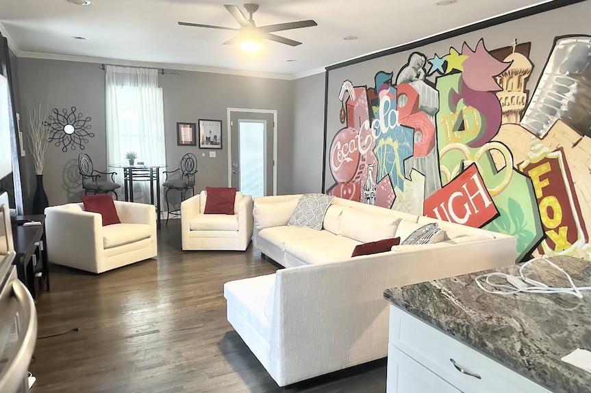 Close To Breweries/food/mercedes Stadium & The New Expanded Belt-line & $150 In Activities Included! - Atlanta