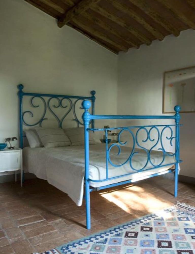 Peaceful Tuscan Retreat, Surrounded By Vineyards, Complete With Pool And Peace - Poggibonsi