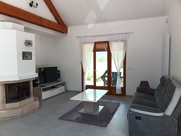 Nice And Quiet House For 6 People - Chambéry