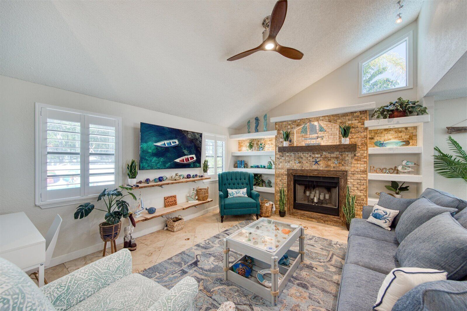 Terraza De Yonastylish Pool Home W/ Tiki Bar, Fire Pit, Outdoor Games & Near Gulf Beaches - Treasure Island, FL