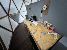 Quarto Duplo Superior | Roupa de alta qualidade, minibar, roupa de cama fornecida 