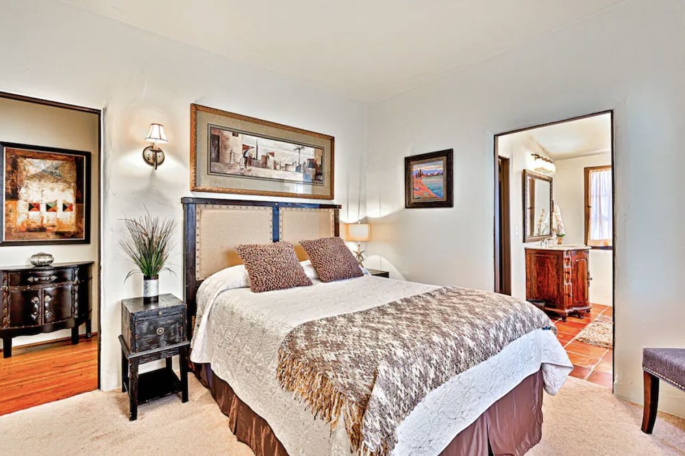 Experience San Clemente's Historic Charm In Our Beautifully Furnished 1927 Home - Dana Point, CA