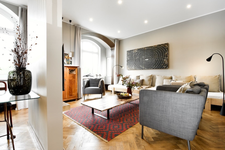 Villa B-new Spirit Within Old Walls: Luxurious Living In The Residential Town Of Gotha - Gotha