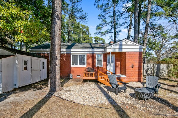 The Cozy Calvin - Fayetteville, NC