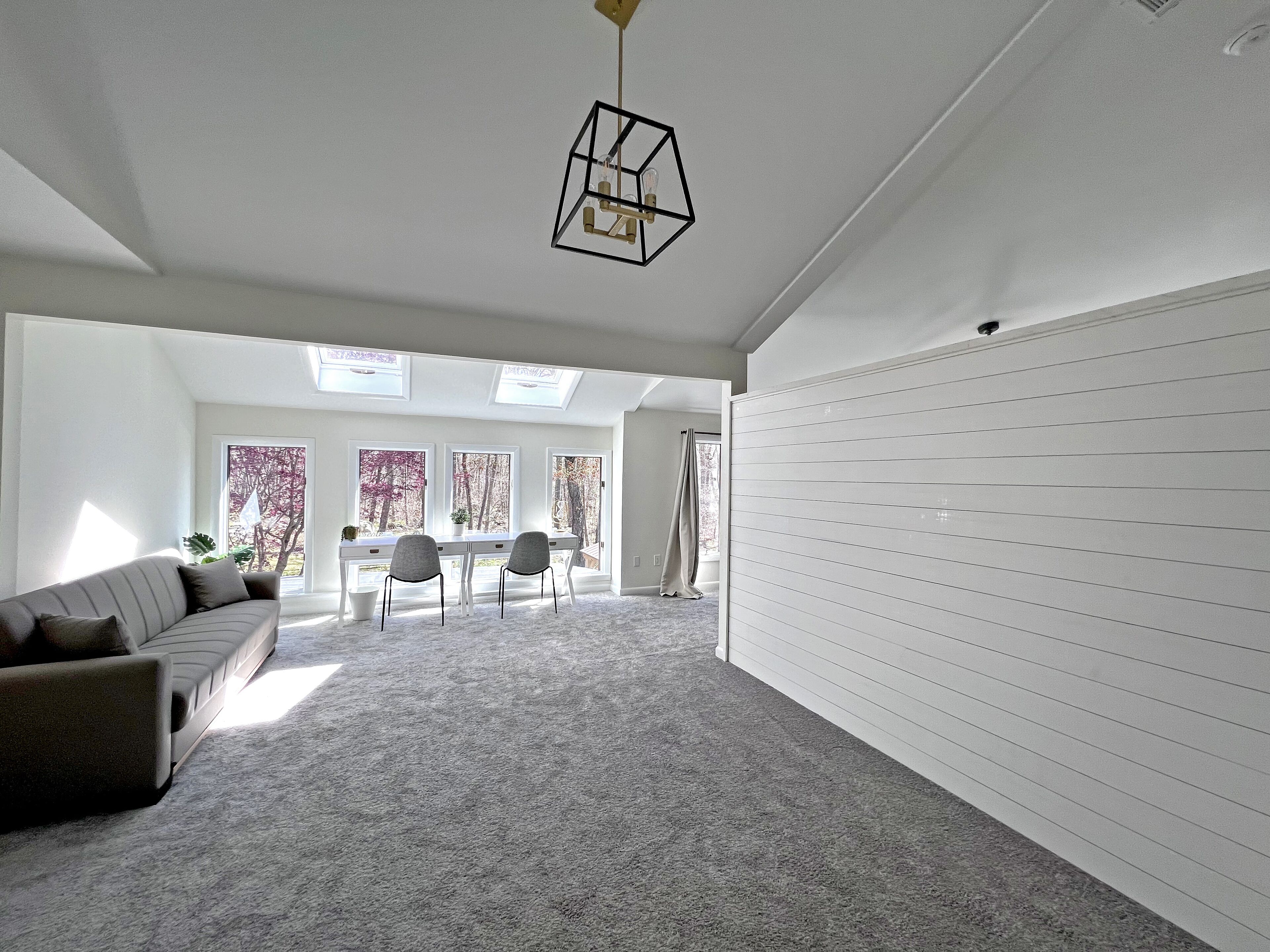 Secluded Farmhouse Retreat - Minutes From Mystic - Watch Hill, RI