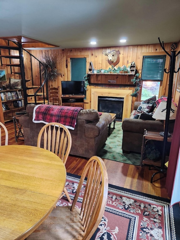 Tamarac Cabin At Colden Lodge - Saranac Lake, NY